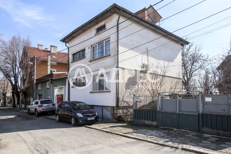 Къща/Вила в Нови Искър, Славовци - код на имота: 642501